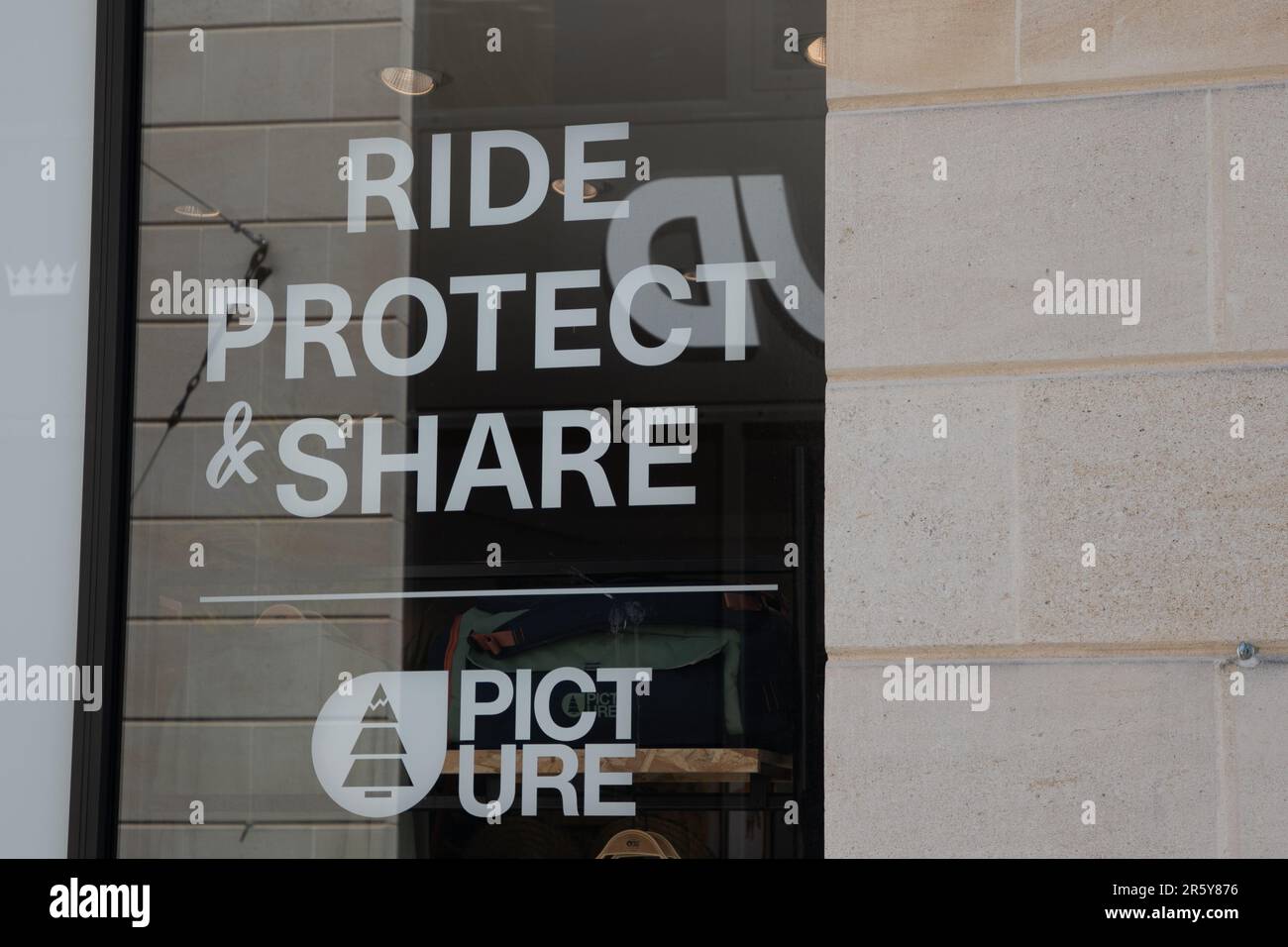 We share logo hi-res stock photography and images - Alamy