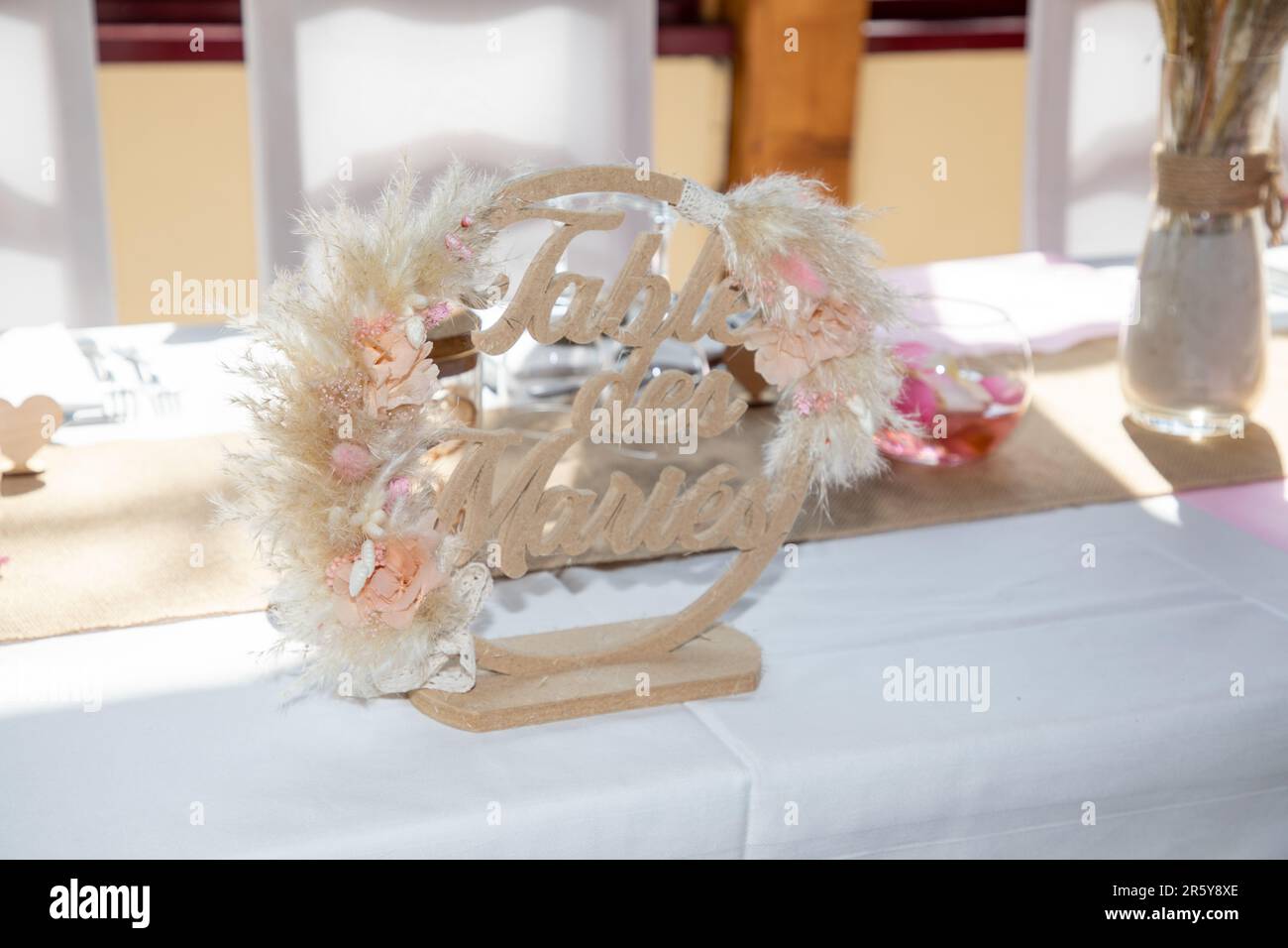 Table des maries hi-res stock photography and images - Alamy