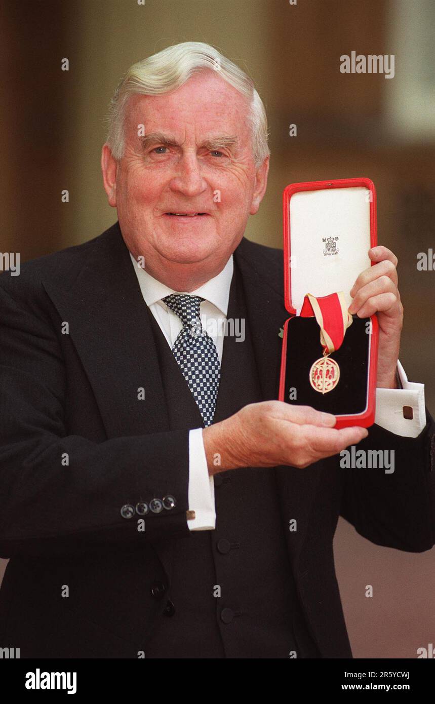 John morris of aberavon hi-res stock photography and images - Alamy