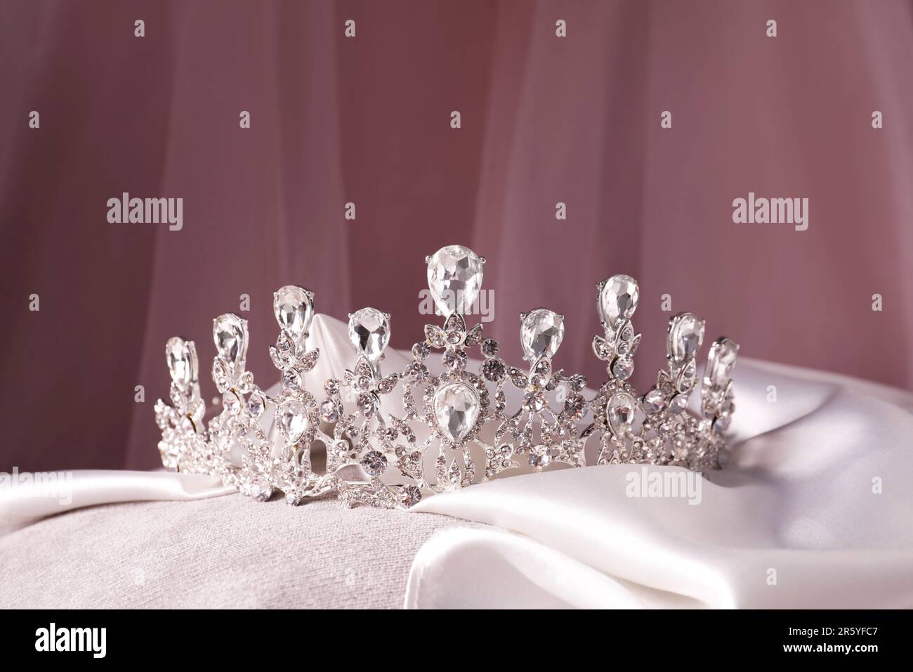 Silver tiara diamonds on hi-res stock photography and images - Alamy