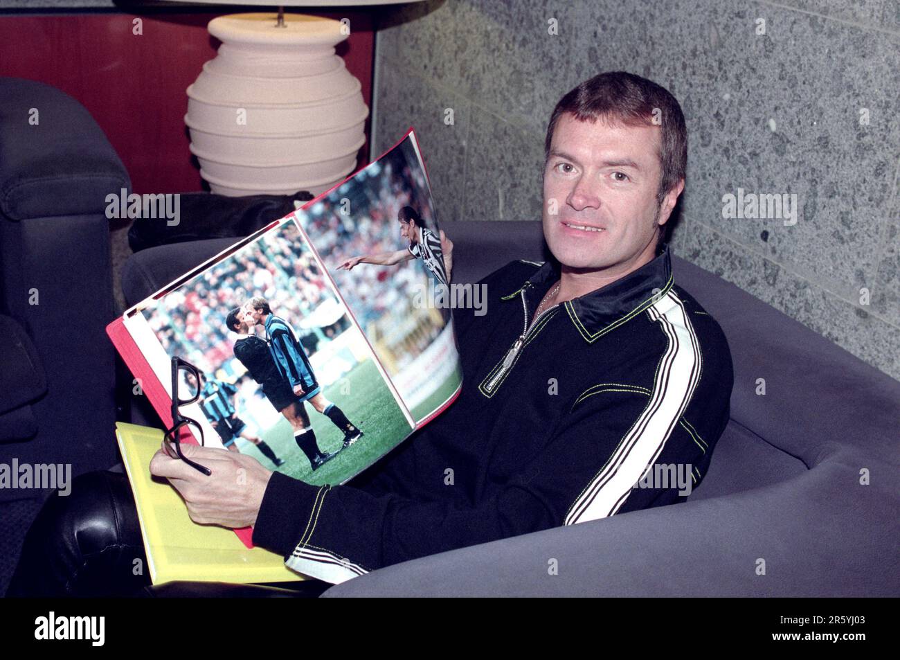 Fabio diena photo book hi-res stock photography and images - Alamy