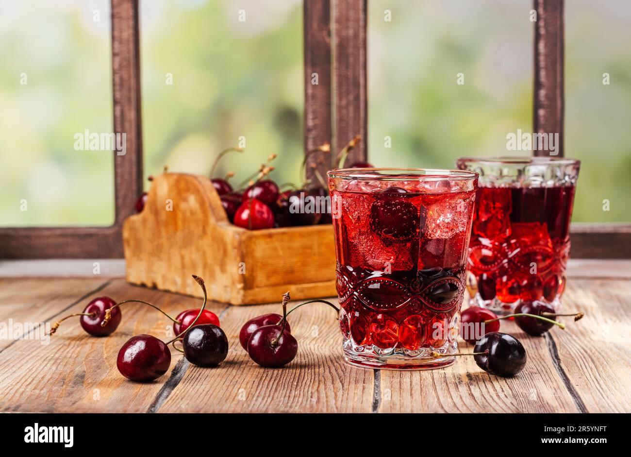 Trendy sleepy girl mocktail. Popular cherry drink for deep sleeping ...