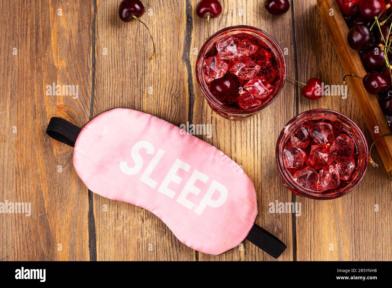Trendy sleepy girl mocktail. Popular cherry drink for deep sleeping ...