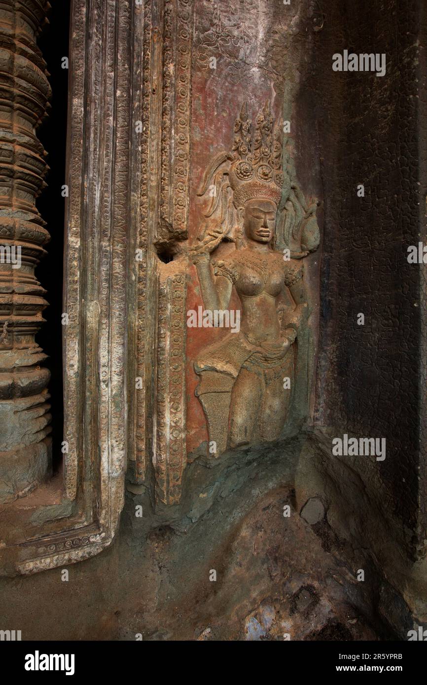 The world wonder Angkor Wat Temple complex is considered to be the ...