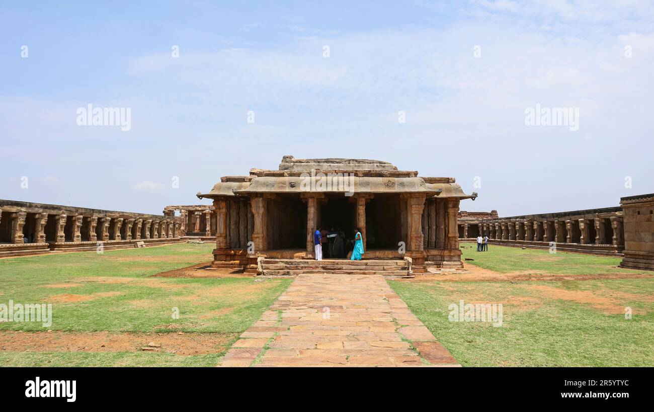 Front View of Swamy Madhavraya Temple and carved Pillars, Gandikota ...
