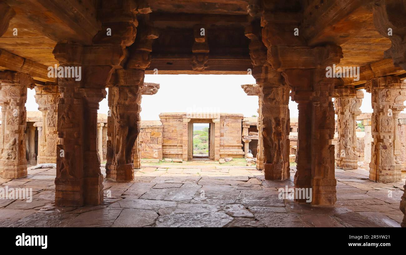 Beautifully Carved Pillars of Mandapa in the Raghunatha Swamy Temple ...