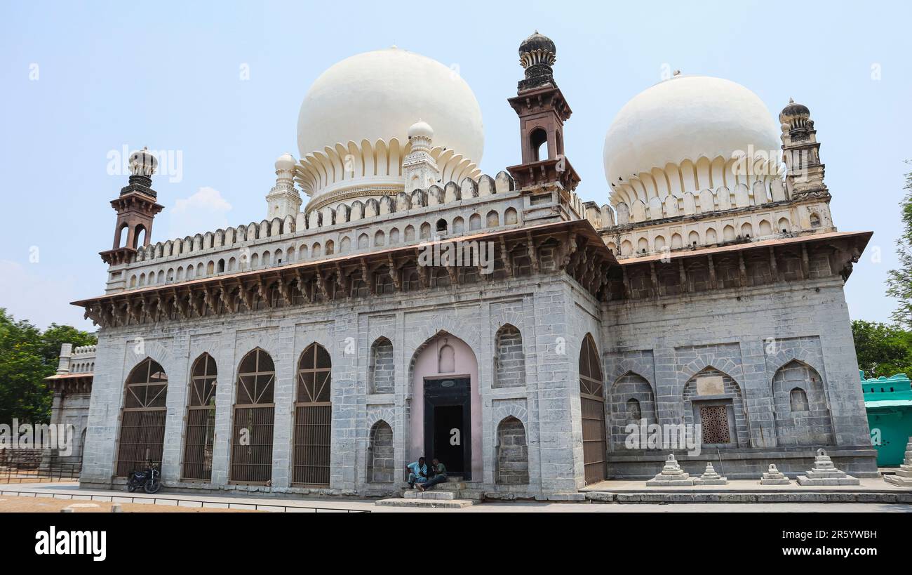 View of Tomb of Abdul Wahab Khan, Kurnool, Andhra Pradesh, India Stock ...