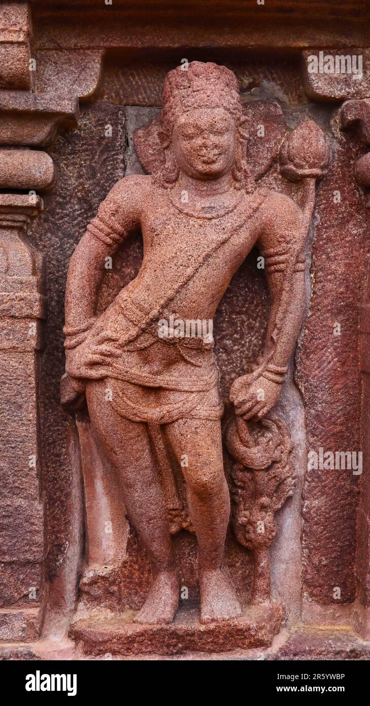 Carved sculpture of Hindu God on the Sangameswara Temple, Alampur ...