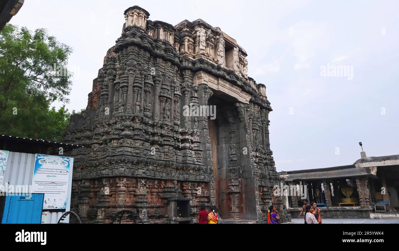 Beautifully Carved Gopuram of Bugga Ramlingeswara Temple, Tadipatri ...