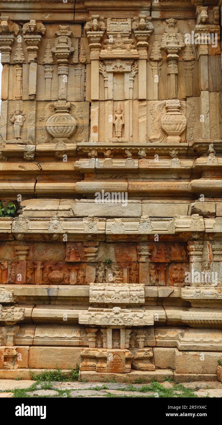 Sculpture on the Entrance of Ranganayakula Temple, Udayagiri, Nellore ...