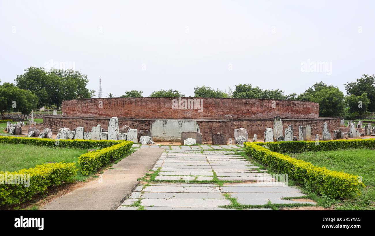 Amaravati sculpture hi-res stock photography and images - Alamy