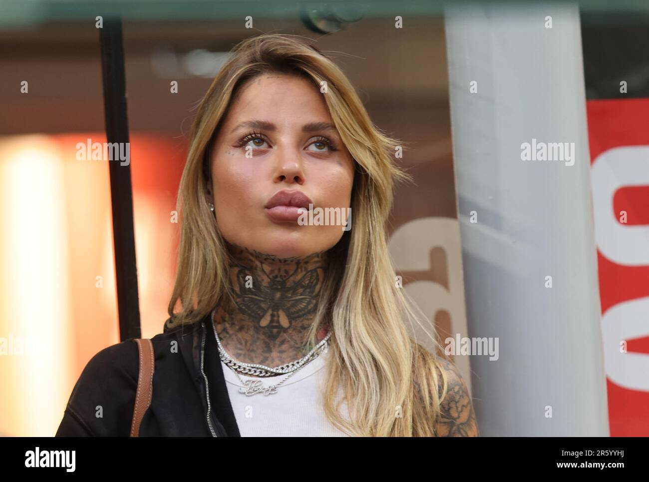 The girlfriend of italy hi-res stock photography and images - Alamy
