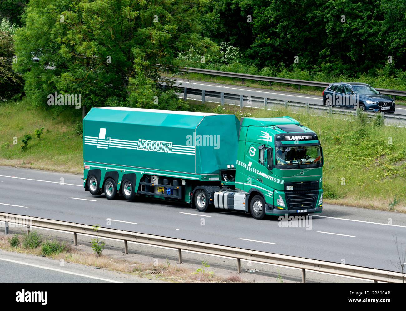 Lannutti lorry on the M40 motorway, Warwickshire, UK Stock Photo - Alamy