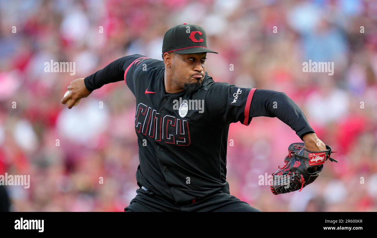 Cincinnati Reds relief pitcher Alexis Diaz throws during a baseball ...