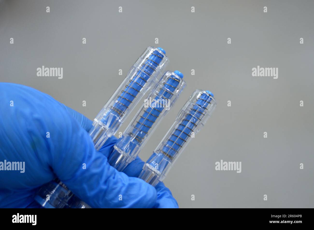 Safe system prefilled syringes, protective needle automatically covered ...