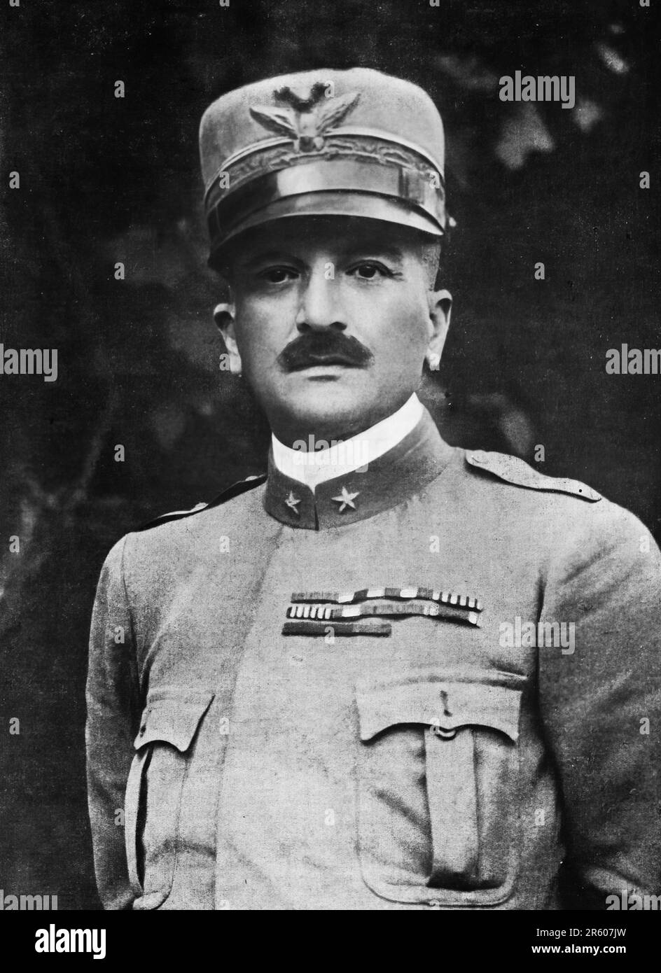 Italian uniforms hi-res stock photography and images - Alamy