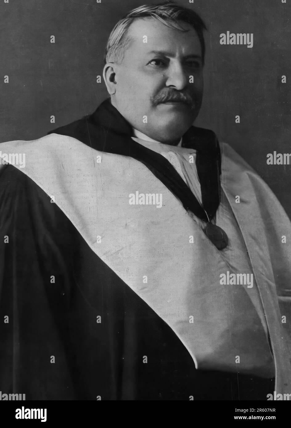 Famous italian author hi-res stock photography and images - Alamy