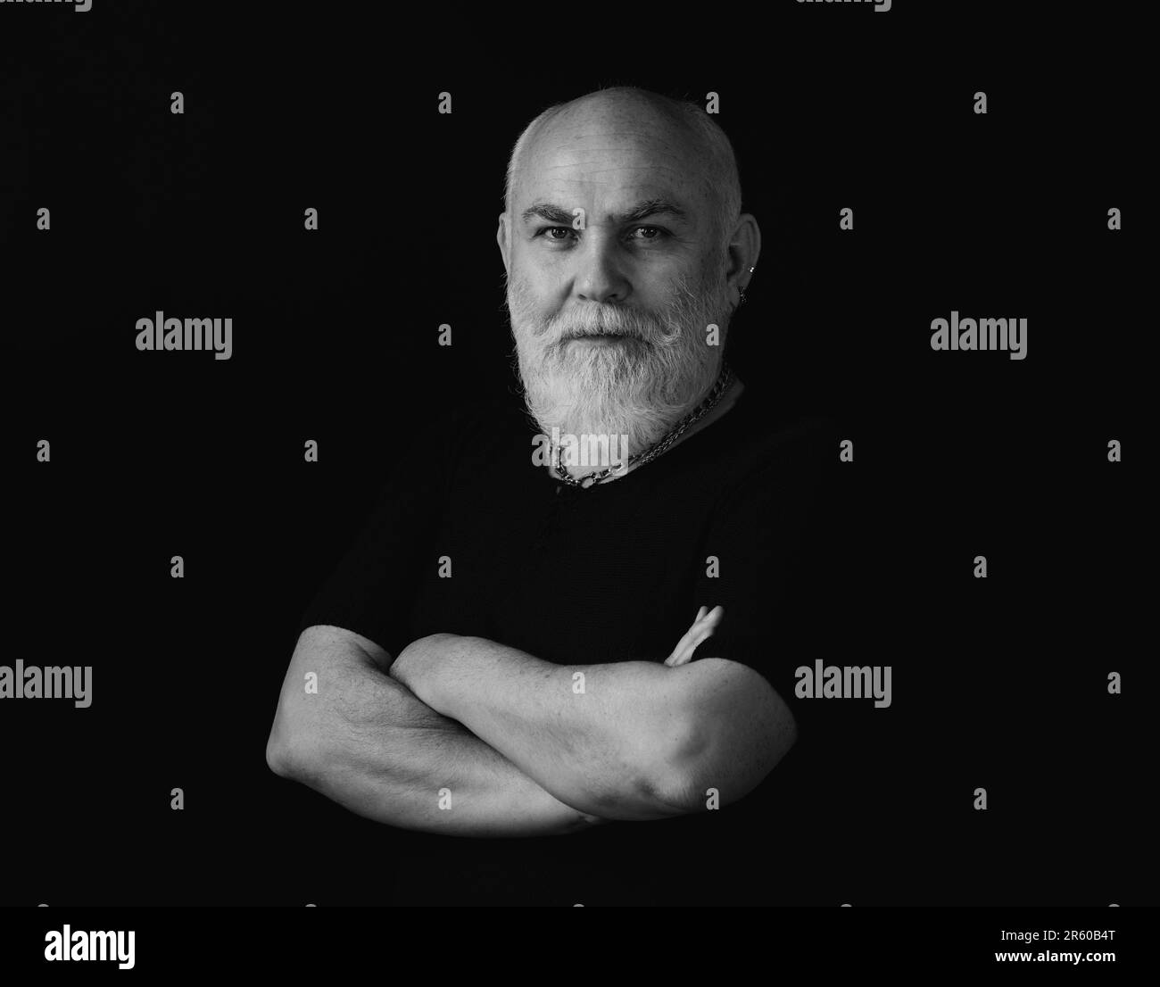 Portrait of healthy happy senior elderly caucasian old man face with ...