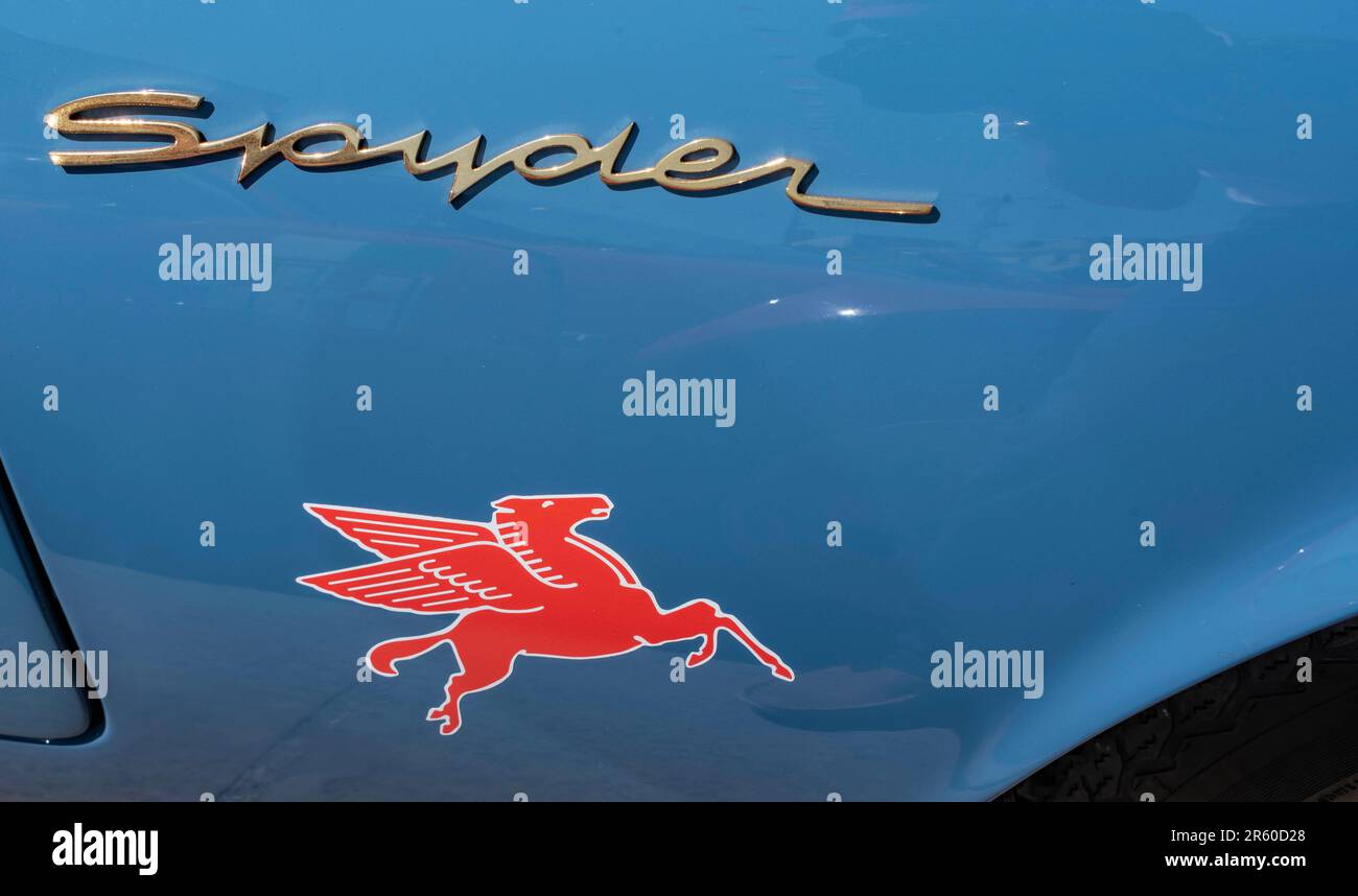 Porsche Spyder logo and badge Stock Photo - Alamy