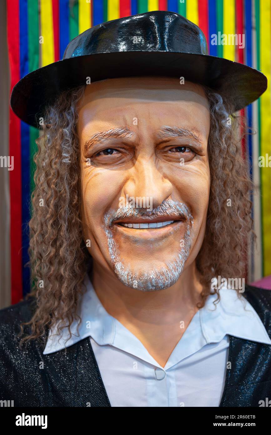 Bonecos Gigantes de Olinda are Carnival Festival Decoration used to ...