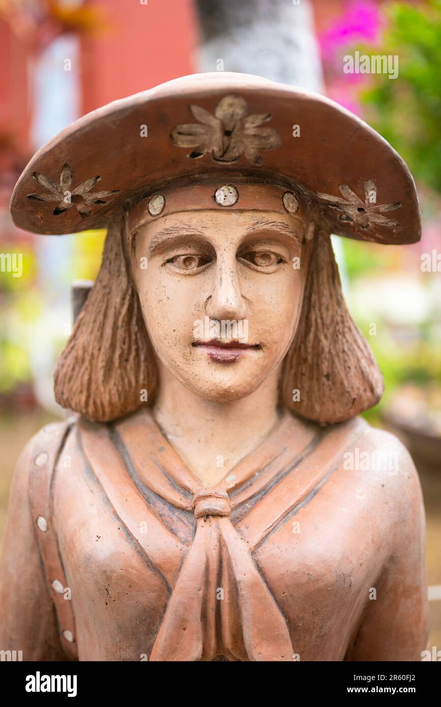 Bonecos de Barro are clay sculptures made in Olinda, PE state, Brazil ...