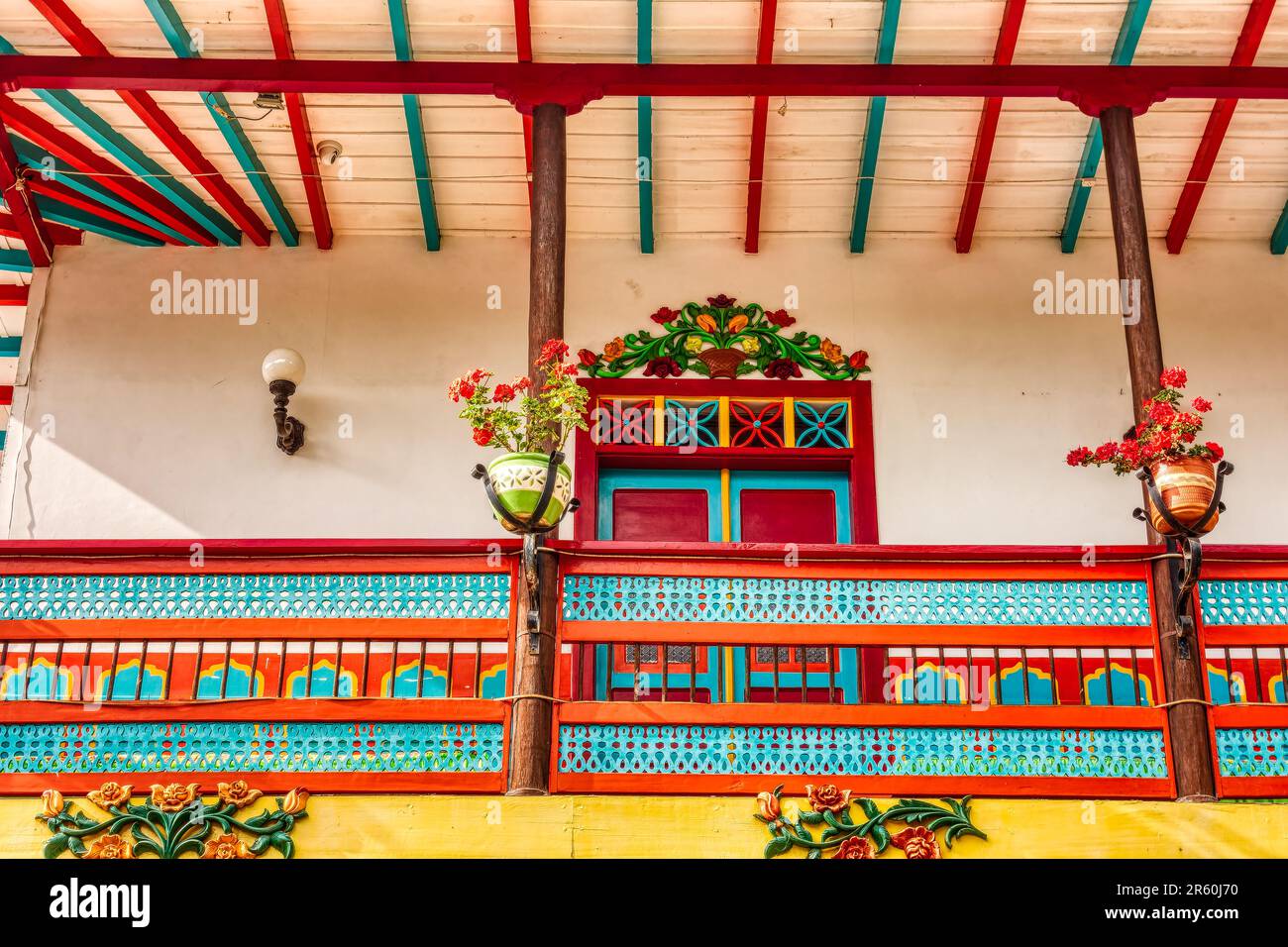 Jardin ventana hi-res stock photography and images - Alamy