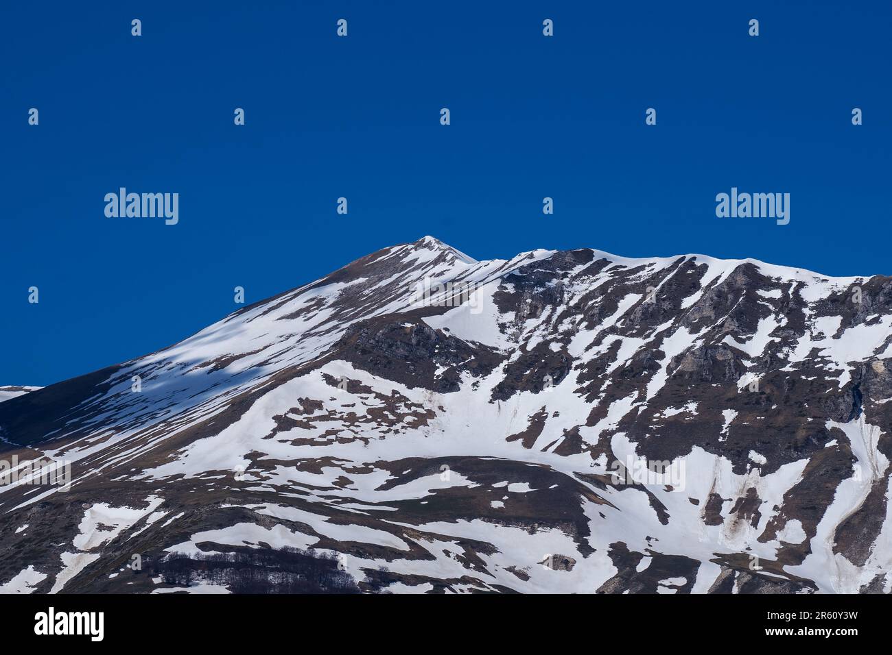 Cima vallelunga hi-res stock photography and images - Alamy