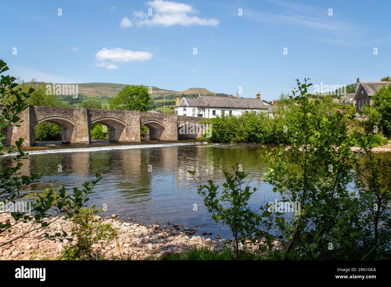 The river Usk flowing under the ancient Crickhowell Bridge in the South ...