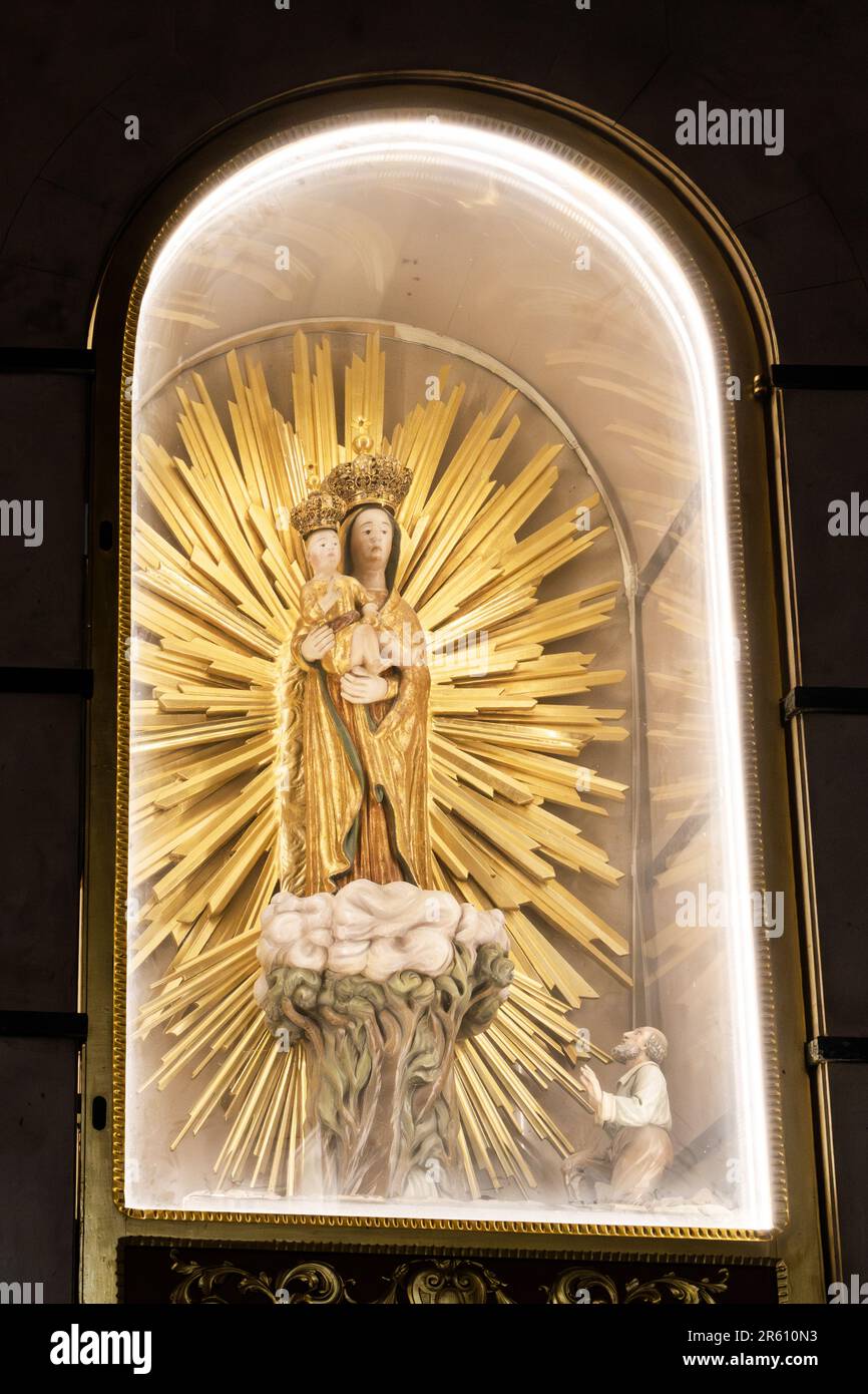 Via dello Splendore street, Shrine of Our Lady of Splendor, Interior ...