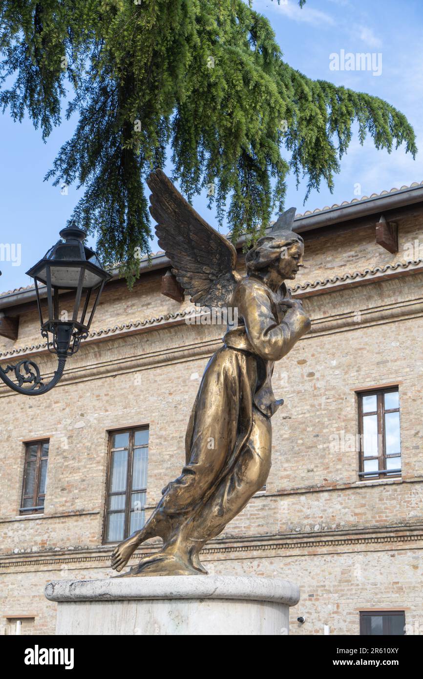 Via dello Splendore street, Shrine of Our Lady of Splendor, Giulianova ...