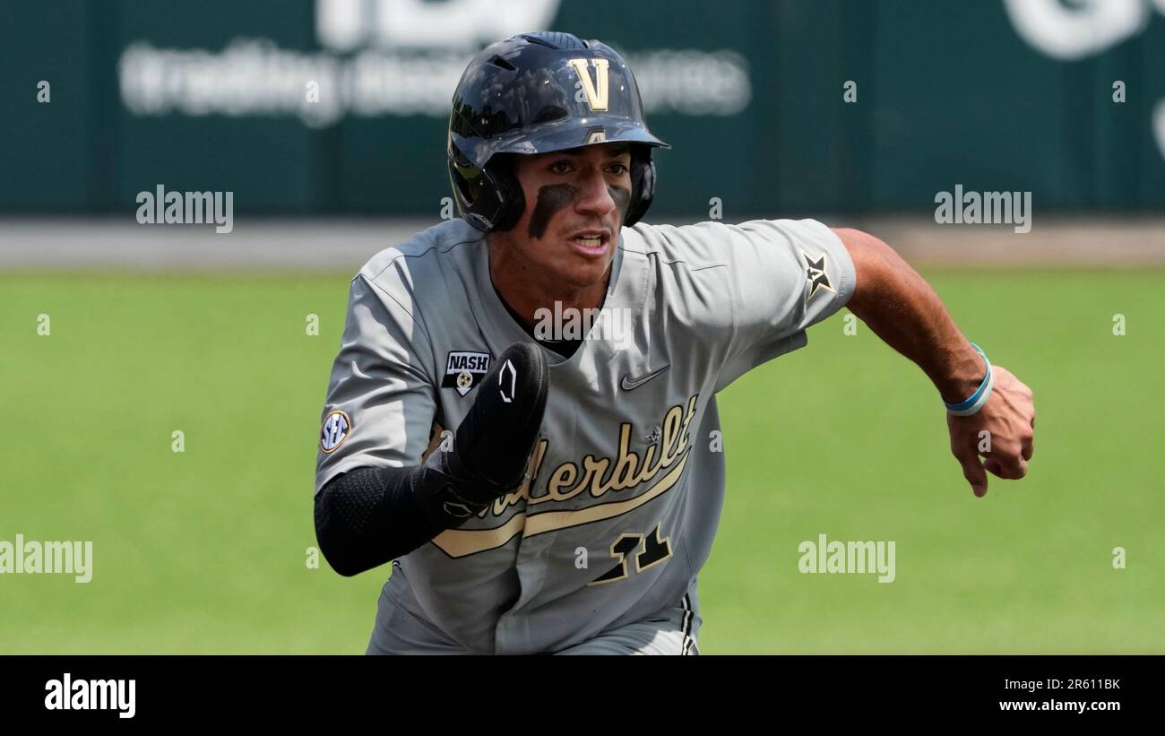 Vanderbilt infielder Davis Diaz plays against Xavier during an NCAA ...
