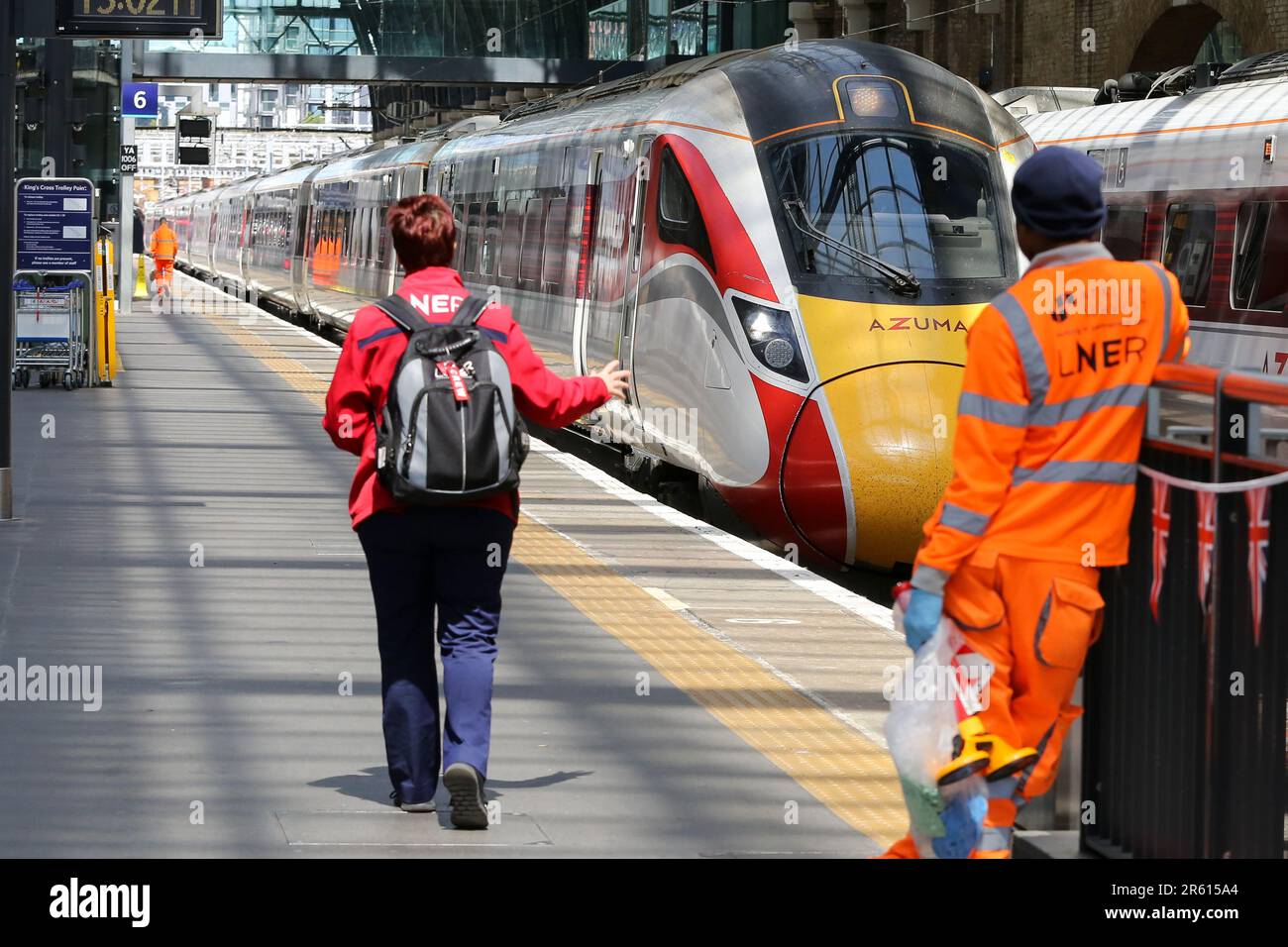 A London North Eastern Railway (LNER) train arrives at London King's ...
