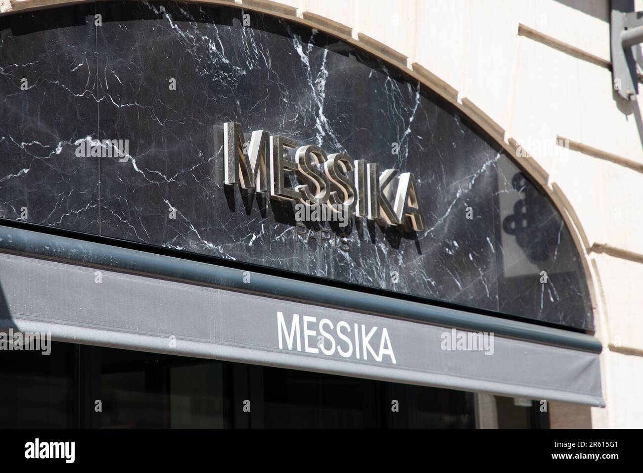 Bordeaux , Aquitaine France - 05 29 2023 : messika logo brand and text ...