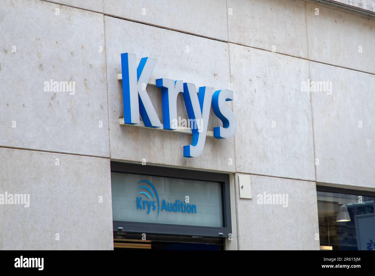 Bordeaux , Aquitaine France - 06 01 2023 : krys optic logo text and ...