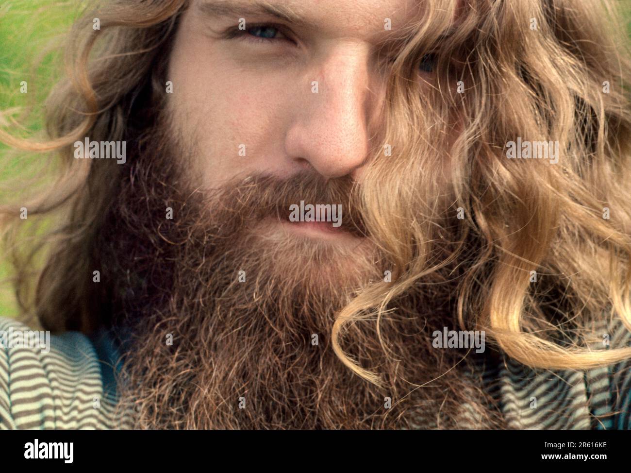 1960s hippies psychedelic hi-res stock photography and images - Alamy