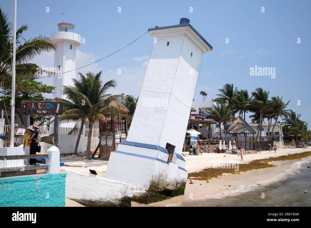 Leaning lighthouse hi-res stock photography and images - Alamy
