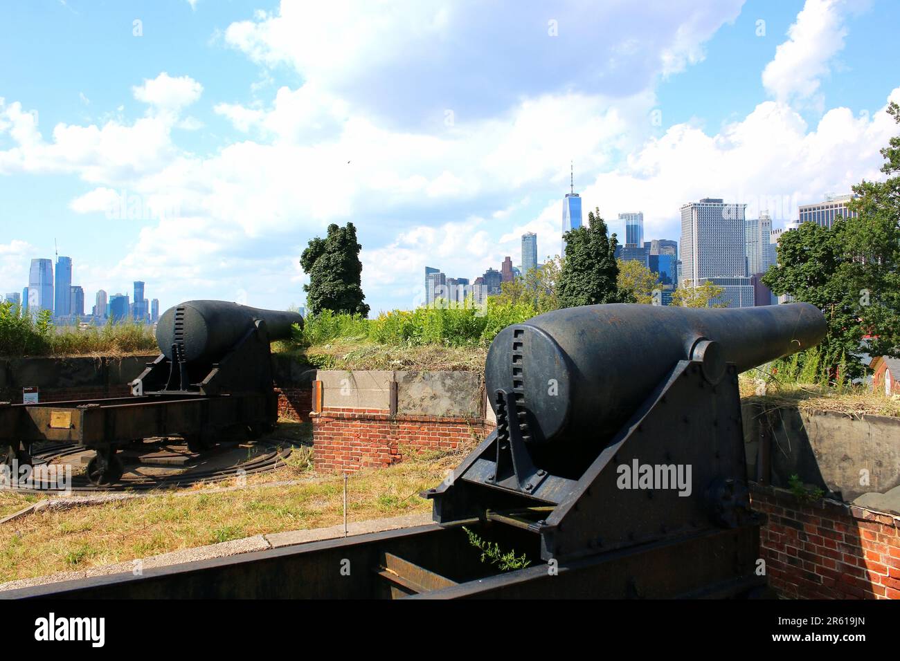 10- and 15-inch Rodman gun artillery cannons from 1861 guarding Fort ...