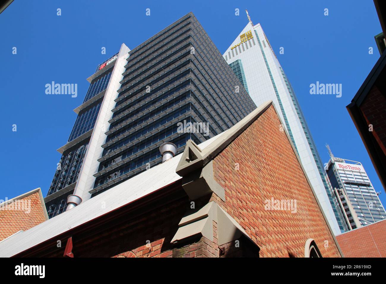 buildings in perth in australia Stock Photo - Alamy