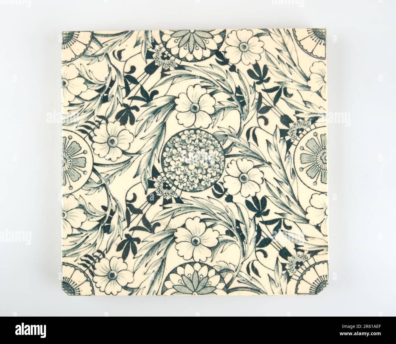 Antique 1890s Victorian Arts and Crafts blue and white primrose pottery ...