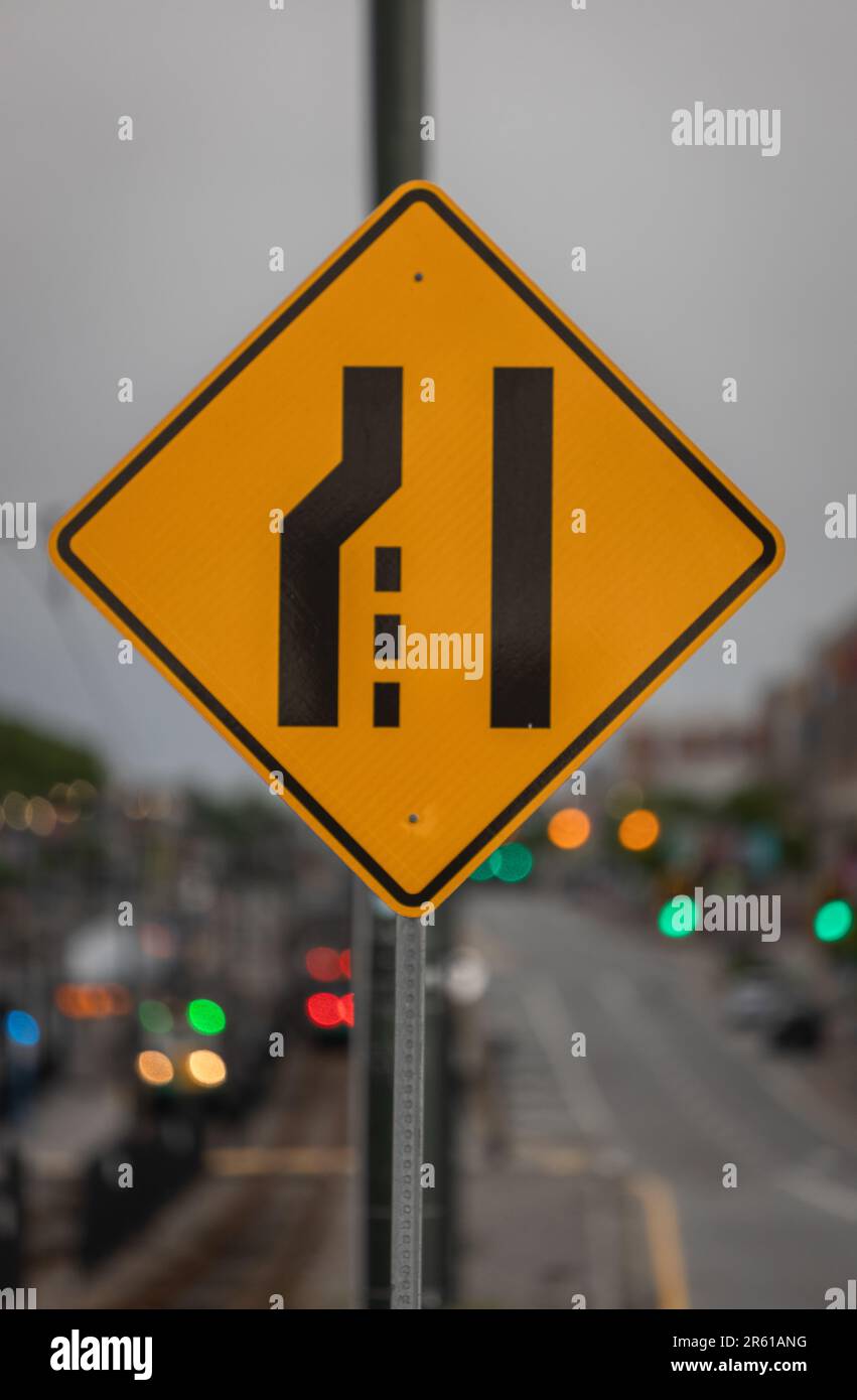 City intersection sign backdrop hi-res stock photography and images - Alamy