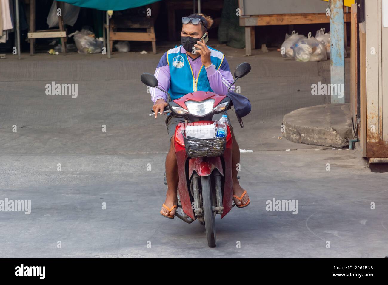 Motorcycle bangkok thailand mask hi-res stock photography and images ...