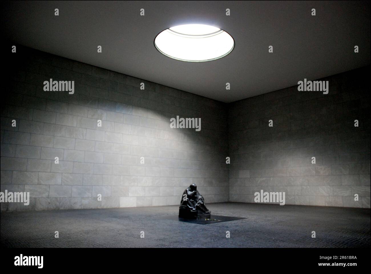 Neue wachte hi-res stock photography and images - Alamy