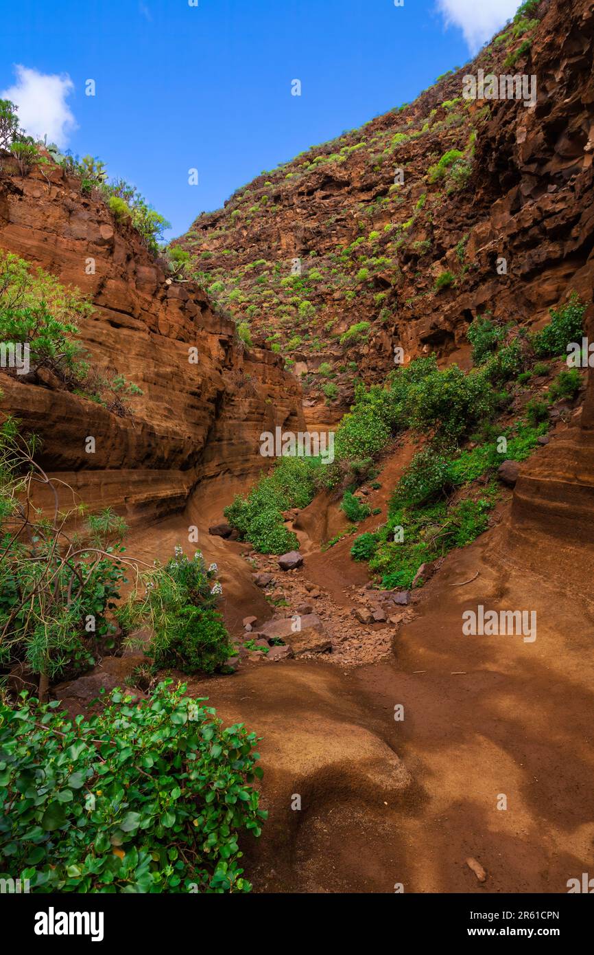 Red ochre walls hi-res stock photography and images - Alamy