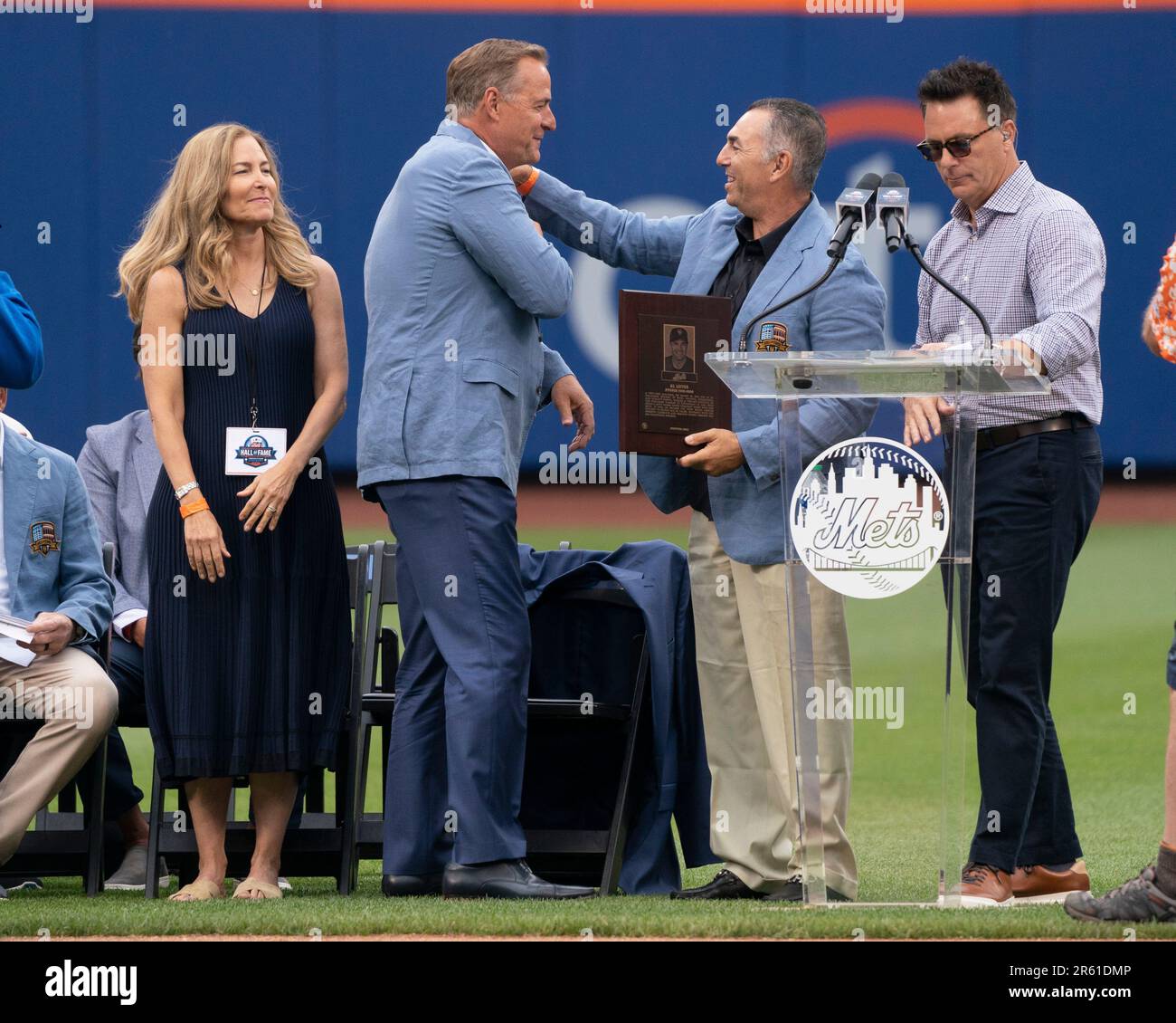 FLUSHING, NY - JUNE 03: Former New York Mets Pitcher and Mets Hall of ...