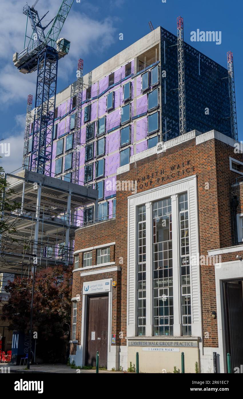 New building block by the 1950s Lambeth Walk Health Centre,London ...