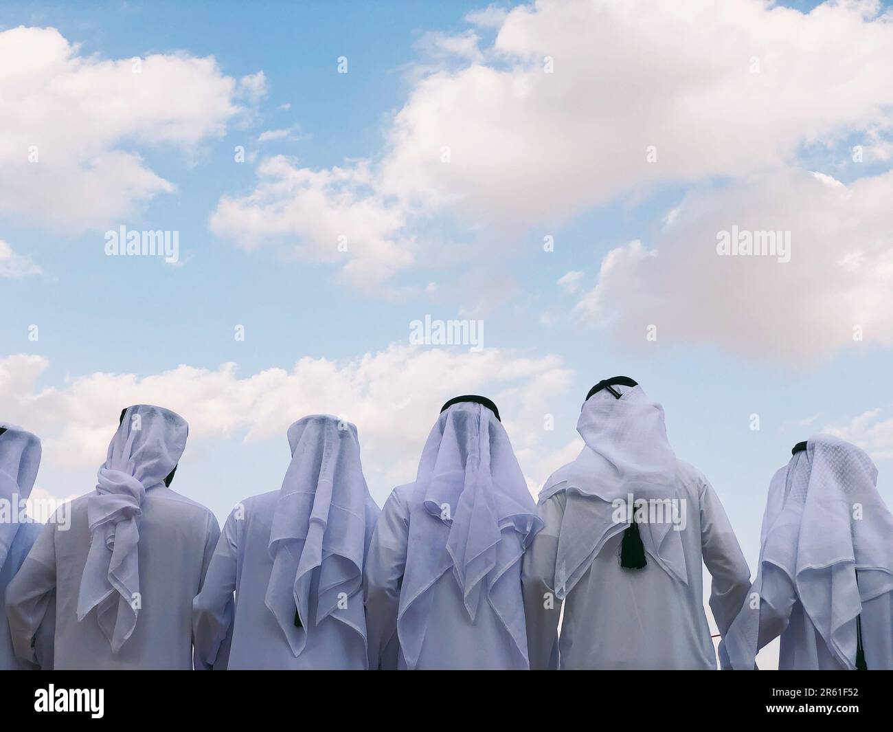 An Arabic men in traditional clothes Stock Photo - Alamy