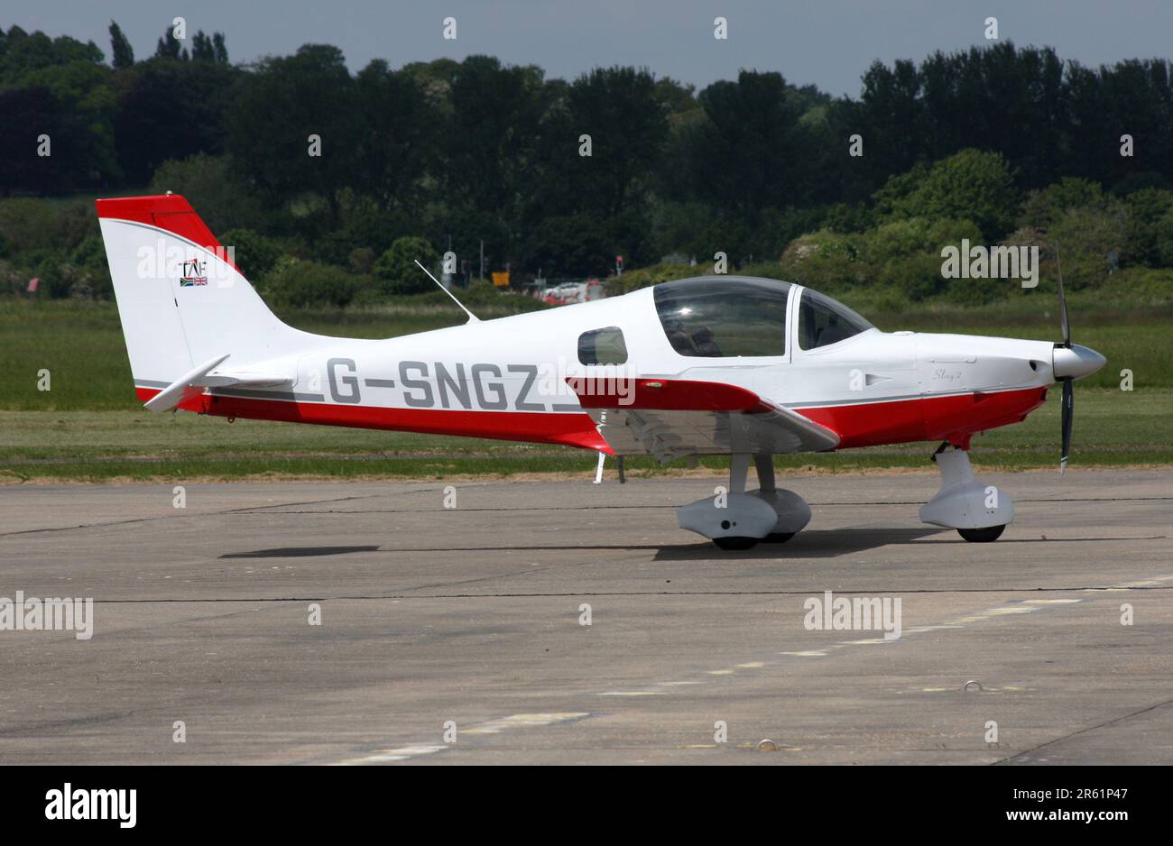 Sling 2 light aircraft hi-res stock photography and images - Alamy