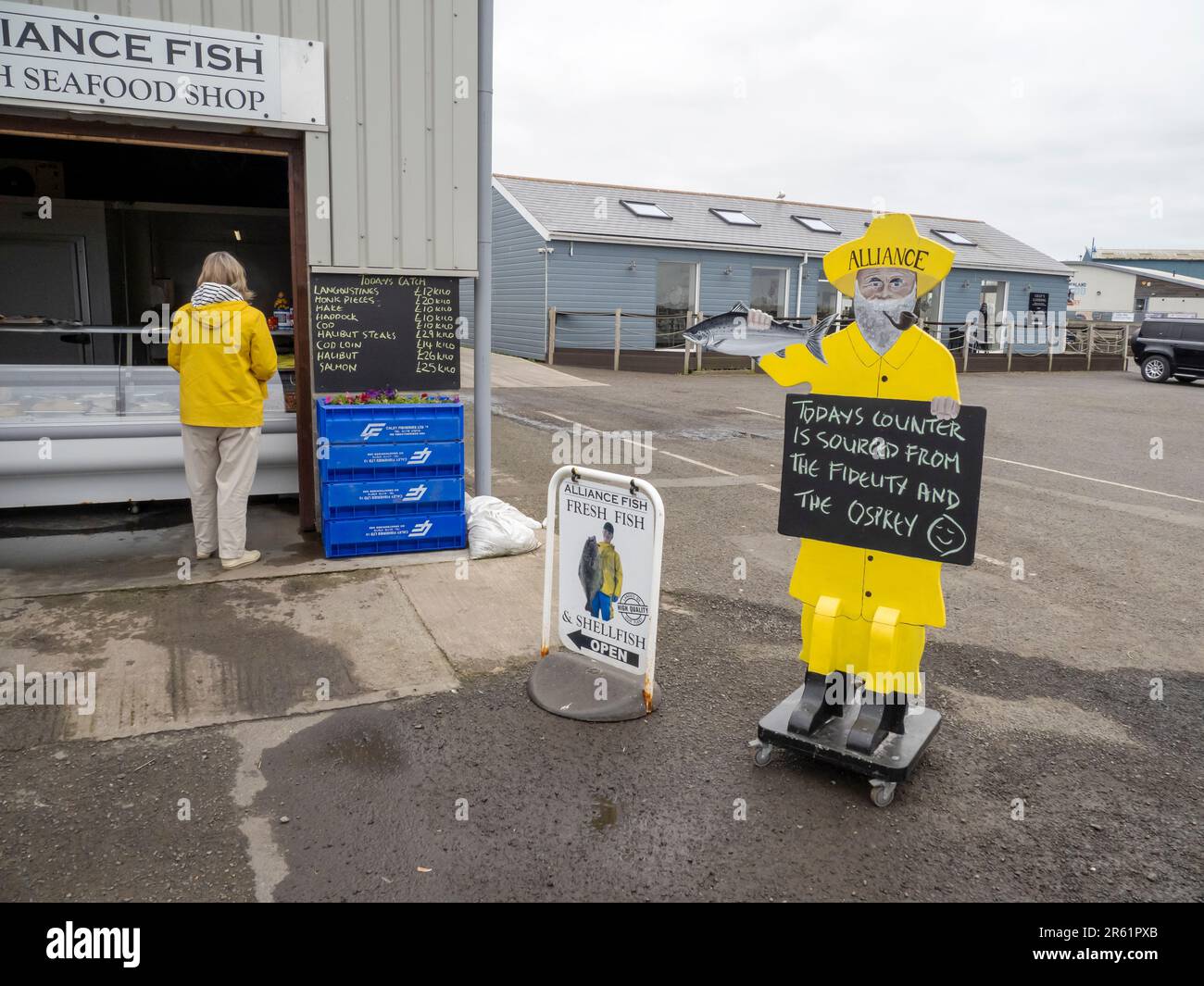 Amble northumberland fish hi-res stock photography and images - Alamy