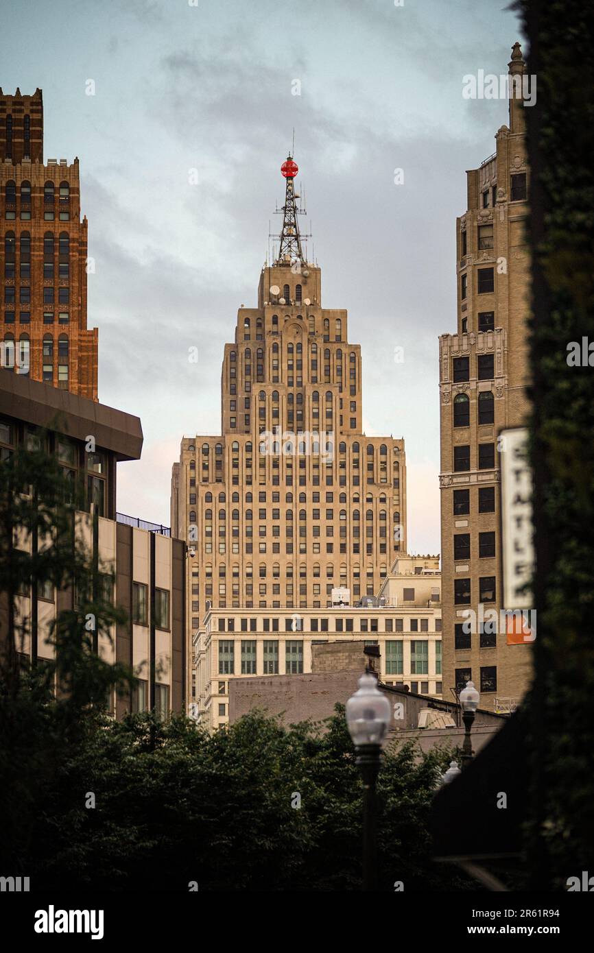 Penobscot Building In Detroit seen through the frame of surrounding ...