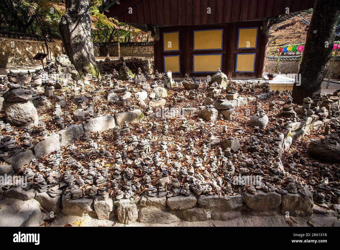 Mini stupas hi-res stock photography and images - Alamy